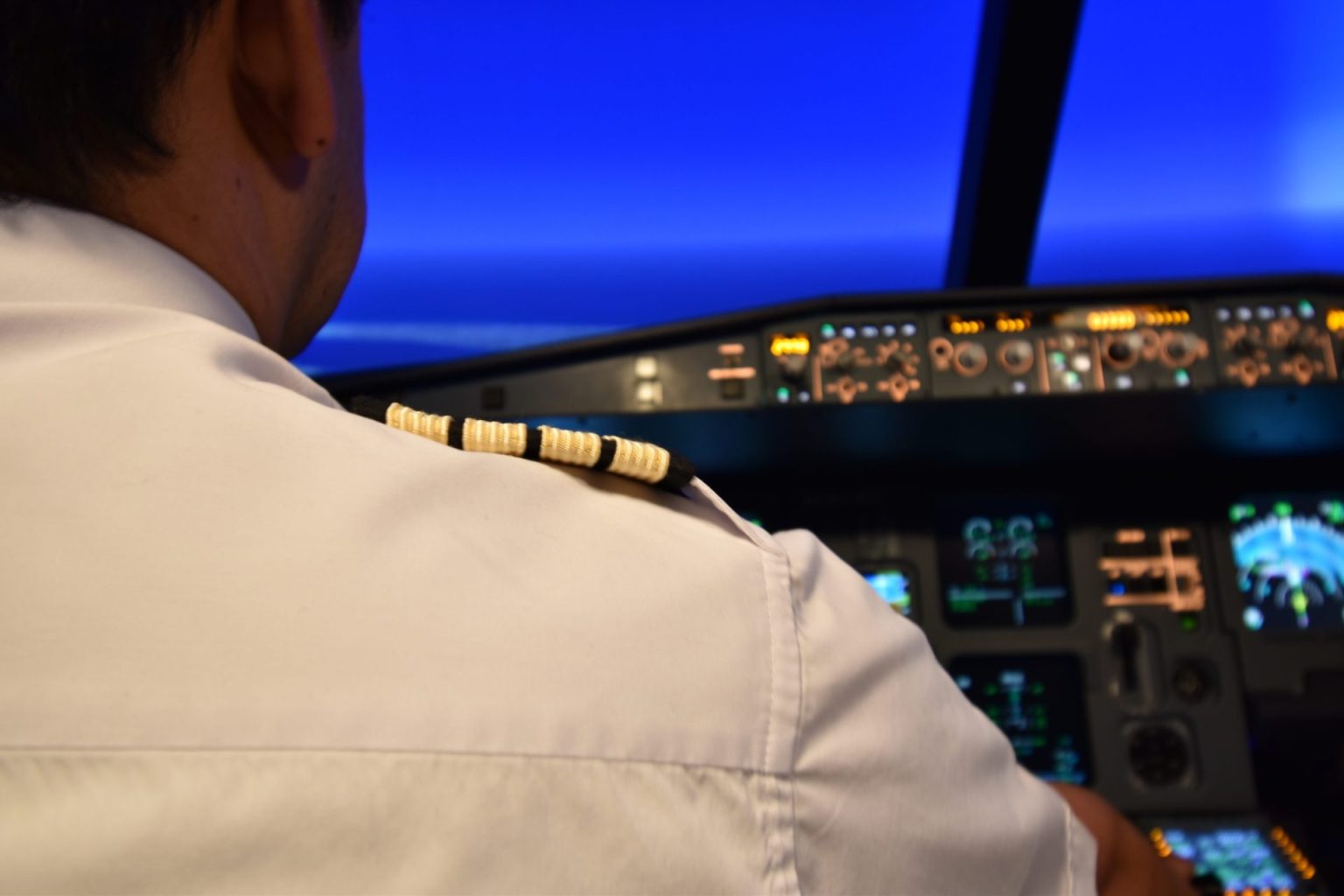 PILOTO AVIADOR COMERCIAL DE ALA FIJA - PRAAT